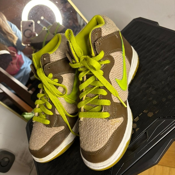 Nike | Shoes | Nike Dunk Shrek Size 45 Mens 6 Womans | Poshmark